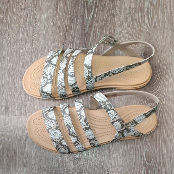CROCS | Shoes | Crocs Womens Tulum Snake Print Strappy Sandals Black ...